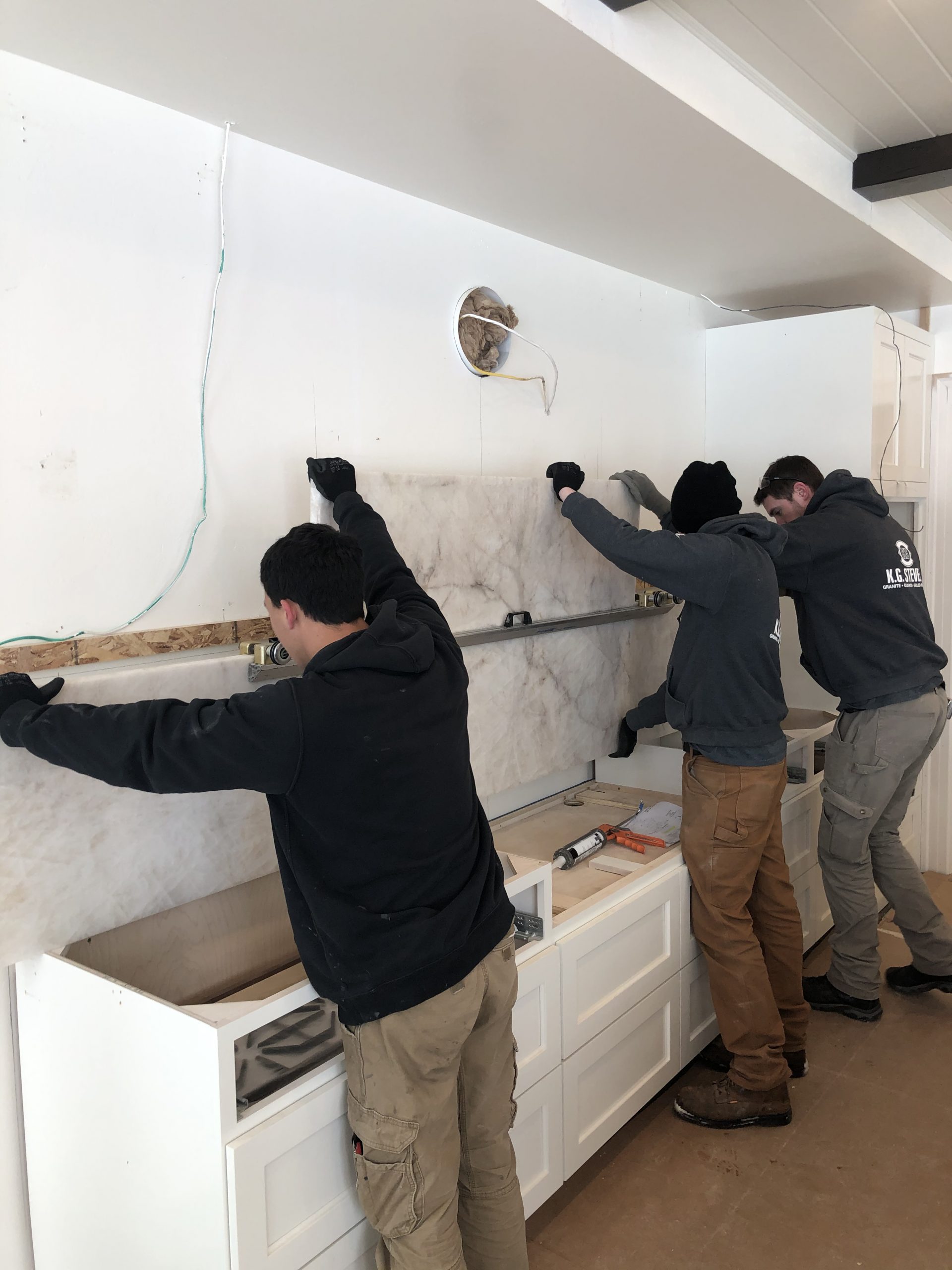 Countertops 101 - How To Pick The Best Surface for Your Home