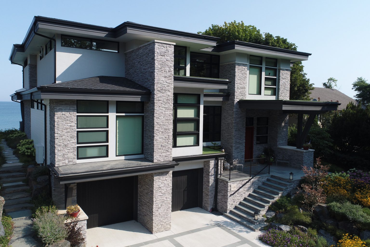 House on a Dune- Lake Michigan Home Design