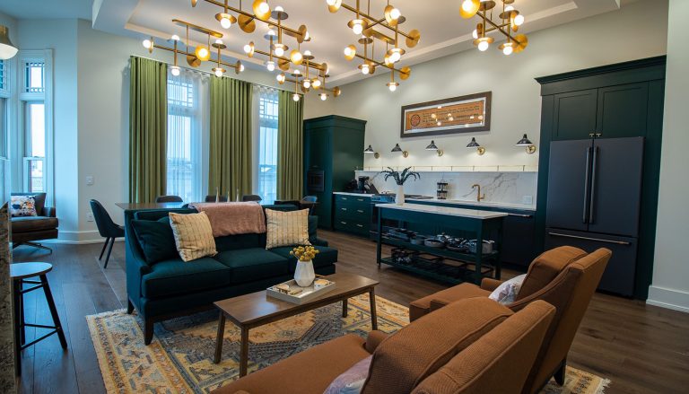Corporate Boutique Hotel - Distinctive Design Studio